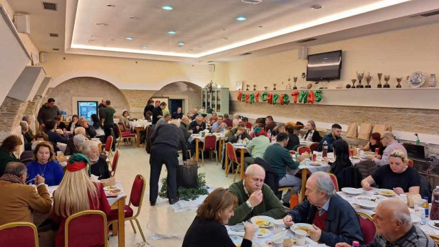 Μια όμορφη βραδιά στη χριστουγεννιάτικη εκδήλωση της Ένωσης Παλαιών ...