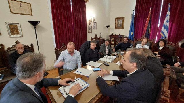Συνάντηση στο Σαν Τζιάκομο για τα δημοτικά τέλη (photos)