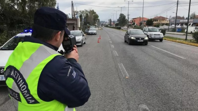 2,081 spot checks by Traffic Police 22-27 April