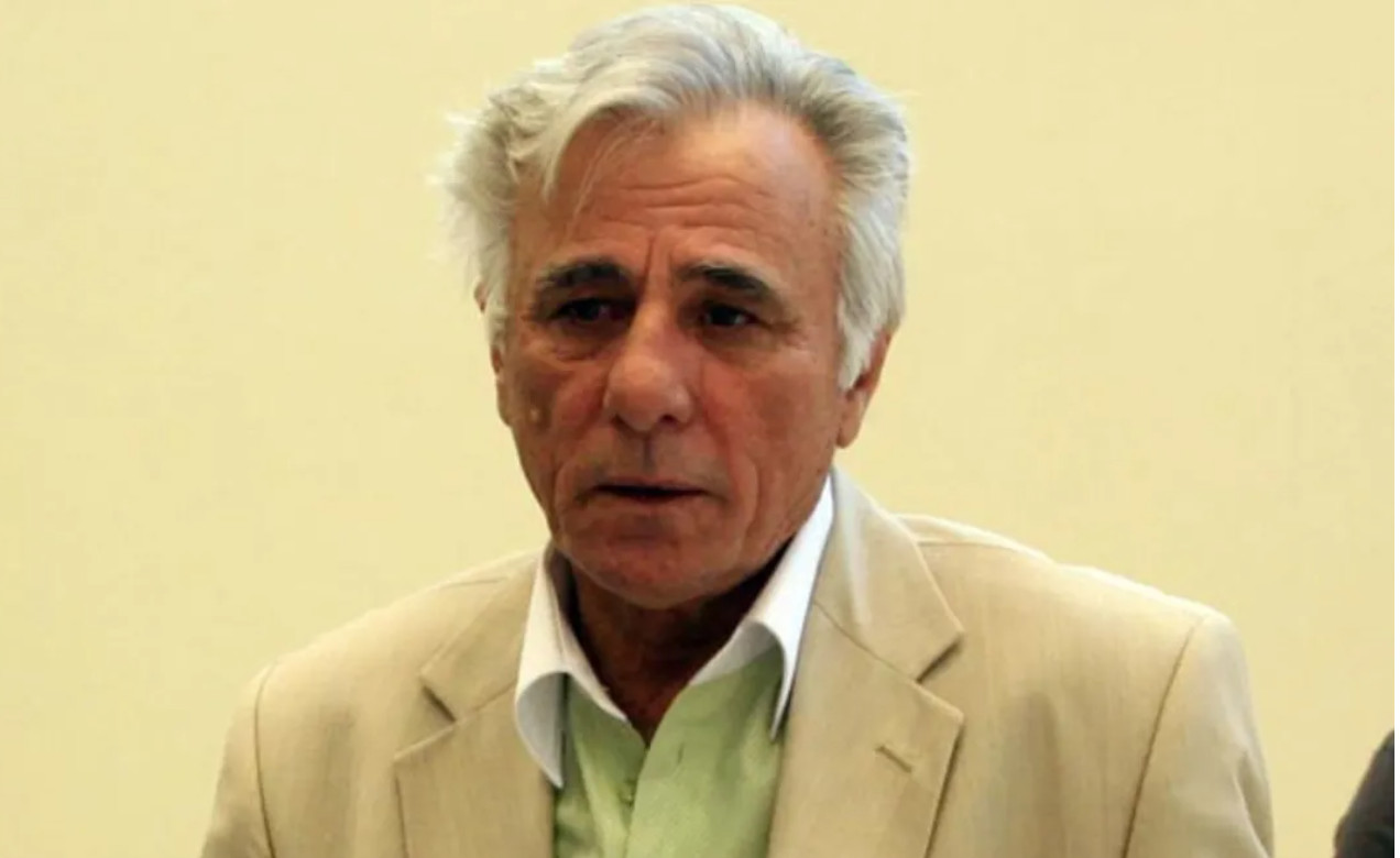 Πέθανε ο δημοσιογράφος Σπύρος Καρατζαφέρης