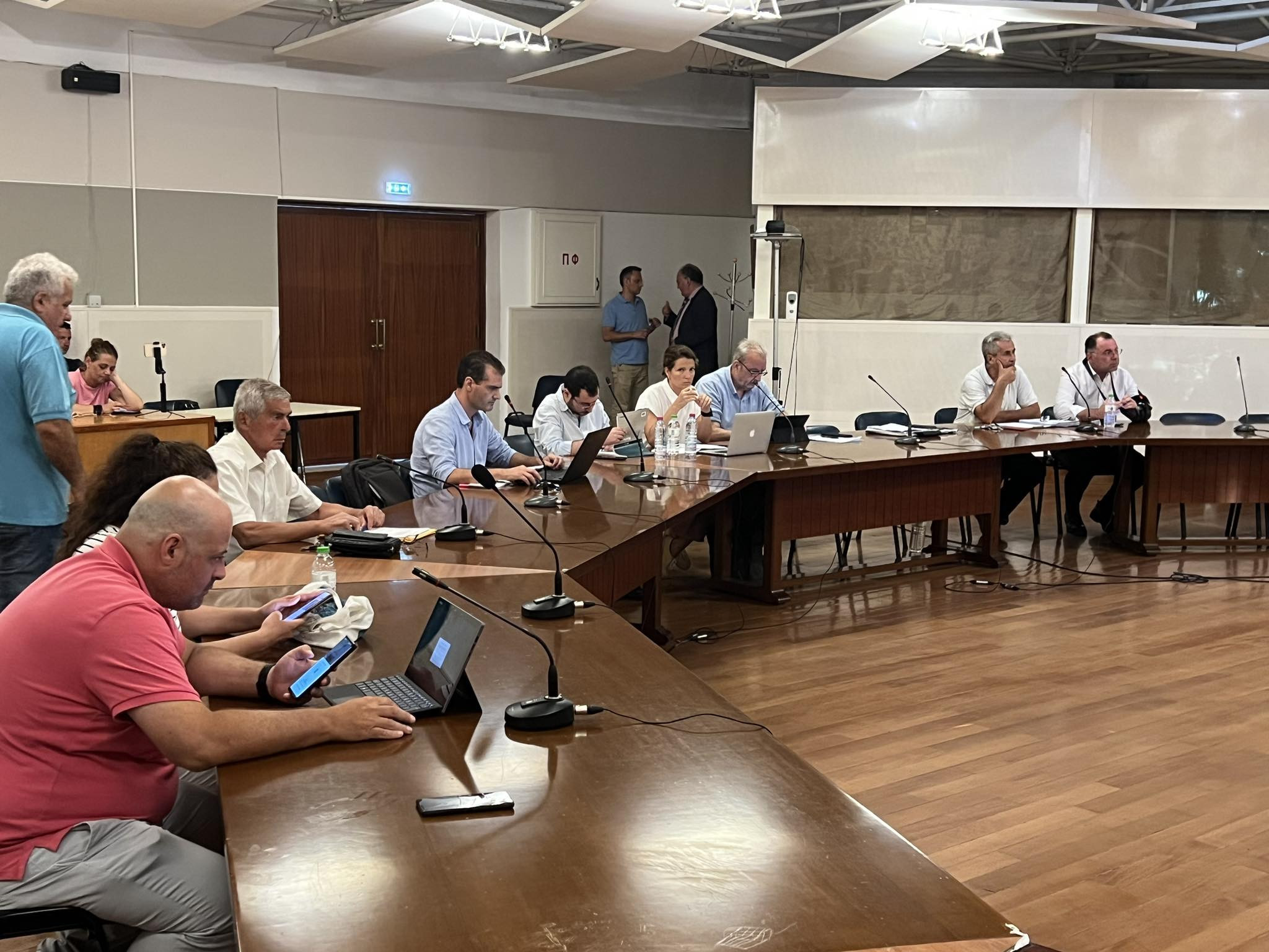 Τι ειπώθηκε στο Δημοτικό Συμβούλιο για το στεγαστικό πρόβλημα των ...