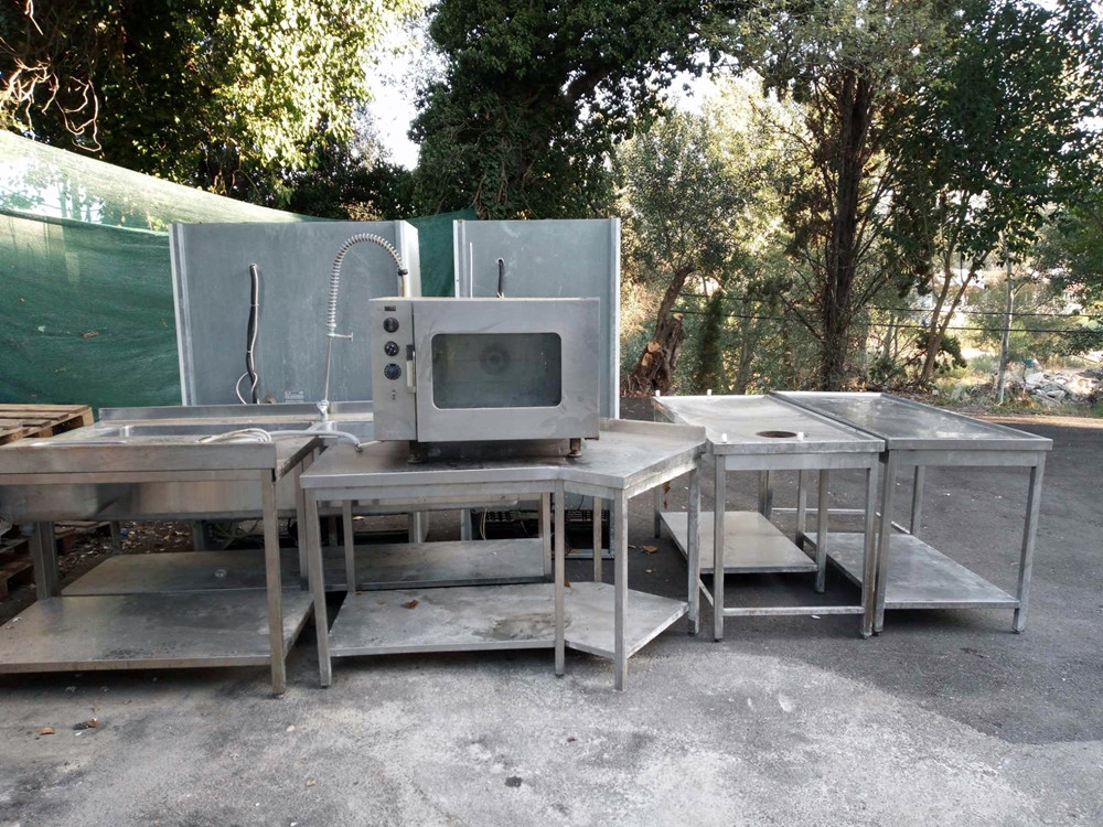 Rokka family donates equipment to Corfu Fire Service
