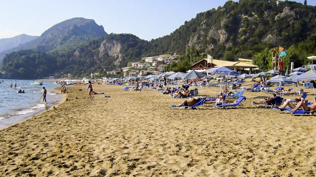 Woman drowns at Glyfada beach