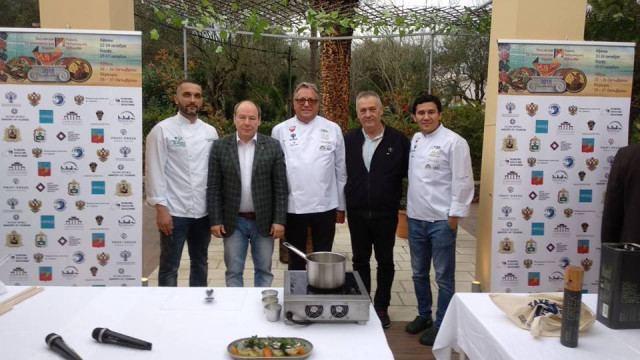 Culmination of the Russian gastronomical feast!