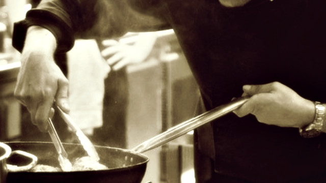 Chef tells trainee chef-"Take back everything you have said about me!"